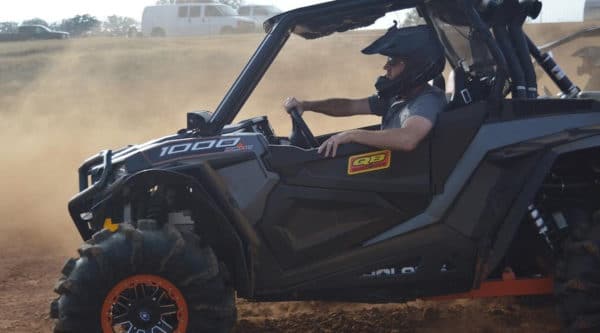 ATV Hand Signals and Other Trail Riding Etiquette Essentials